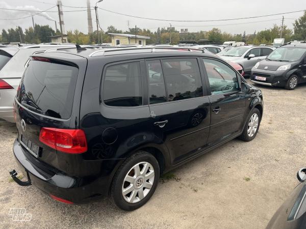 Volkswagen Touran 2013 in Panevezys, with an engine capacity of 1.60 L and mileage of 221 thousand km for 4900 €, photo 5 on AUTOMOTO.COM.LV