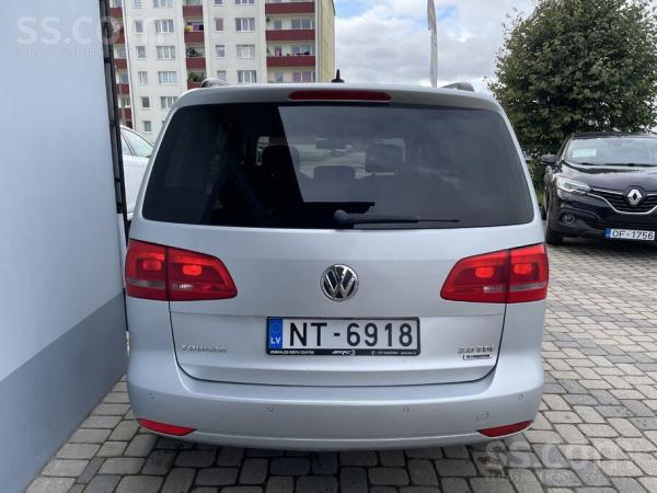 Volkswagen Touran 2014 in Talsi, with an engine capacity of 2.00 L and mileage of 296 thousand km for 6500 €, photo 2 on AUTOMOTO.COM.LV
