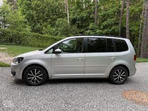 Volkswagen Touran 2014 in Vilnius, with an engine capacity of 1.60 L and mileage of 355 thousand km for 3100 €, photo 3 on AUTOMOTO.COM.LV