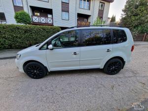 Volkswagen Touran 2014 Viļņa, ar dzinēja tilpumu 1.60 L un nobraukumu 352 tūkst. km par 3950 €, foto 8 vietnē AUTOMOTO.COM.LV