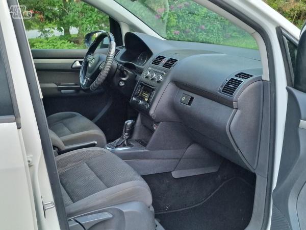 Volkswagen Touran 2014 Viļņa, ar dzinēja tilpumu 1.60 L un nobraukumu 352 tūkst. km par 3950 €, foto 10 vietnē AUTOMOTO.COM.LV