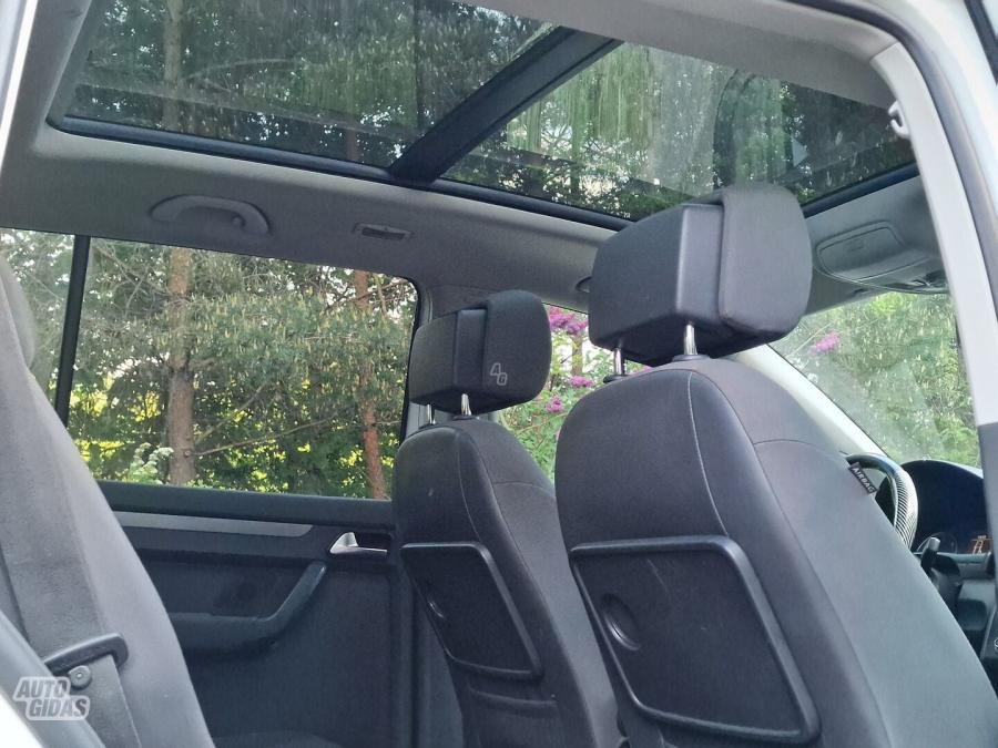 Volkswagen Touran 2014 Viļņa, ar dzinēja tilpumu 1.60 L un nobraukumu 352 tūkst. km par 3950 €, foto 13 vietnē AUTOMOTO.COM.LV