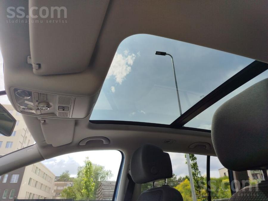 Volkswagen Touran 2014 in Riga, with an engine capacity of 1.60 L and mileage of 191 thousand km for 6500 €, photo 5 on AUTOMOTO.COM.LV
