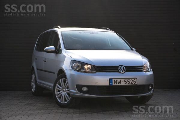 Volkswagen Touran 2014 in Riga, with an engine capacity of 2.00 L and mileage of 273 thousand km for 6490 €, photo 2 on AUTOMOTO.COM.LV