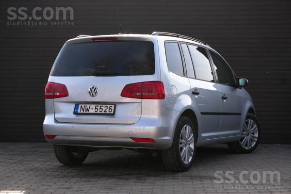 Volkswagen Touran 2014 in Riga, with an engine capacity of 2.00 L and mileage of 273 thousand km for 6490 €, photo 3 on AUTOMOTO.COM.LV