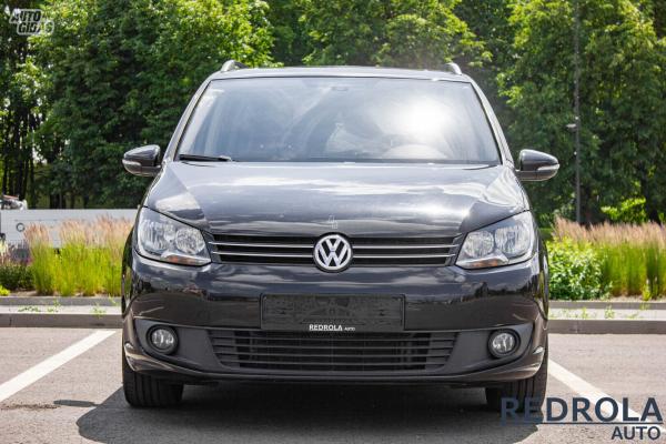 Volkswagen Touran 2014 in Kaunas, with an engine capacity of 1.60 L and mileage of 268 thousand km for 6200 €, photo 2 on AUTOMOTO.COM.LV