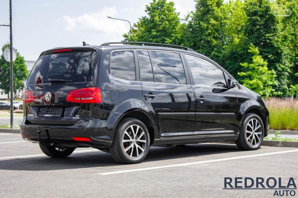 Volkswagen Touran 2014 in Kaunas, with an engine capacity of 1.60 L and mileage of 268 thousand km for 6200 €, photo 4 on AUTOMOTO.COM.LV