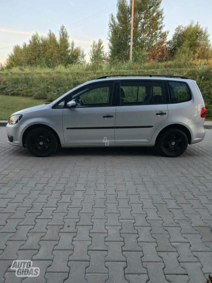 Volkswagen Touran 2014 Viļņa, ar dzinēja tilpumu 1.60 L un nobraukumu 238 tūkst. km par 6700 €, foto 6 vietnē AUTOMOTO.COM.LV