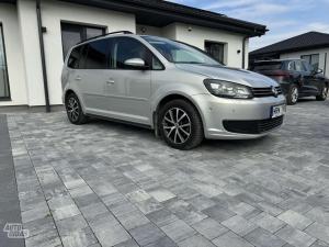 Volkswagen Touran 2014 in Siauliai, with an engine capacity of 1.60 L and mileage of 310 thousand km for 4950 €, photo  on AUTOMOTO.COM.LV