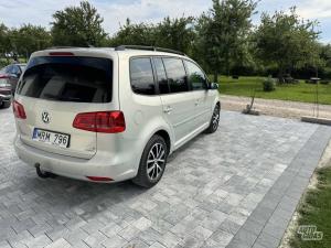 Фольксваген Туран 2014 в Шяуляй, объемом двигателя 1.60 л и пробегом 310 тыс. км за 4950 €, фото 5 на AUTOMOTO.COM.LV