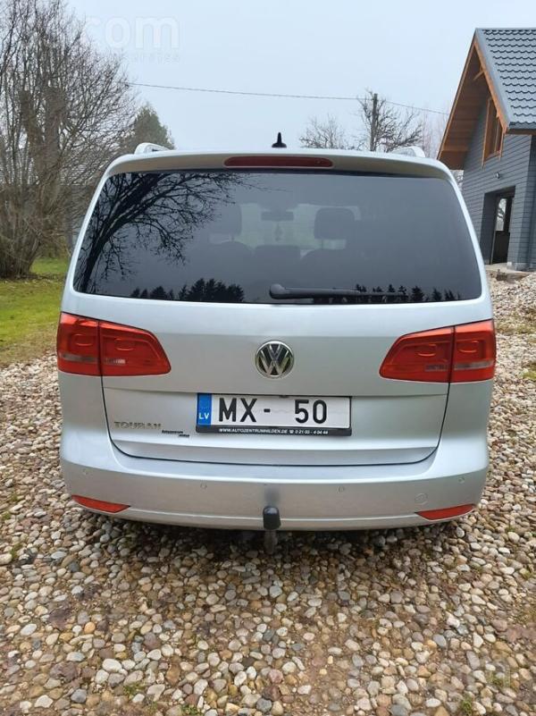 Volkswagen Touran 2015 Madona, ar dzinēja tilpumu 2.00 L un nobraukumu 292 tūkst. km par 5700 €, foto 4 vietnē AUTOMOTO.COM.LV