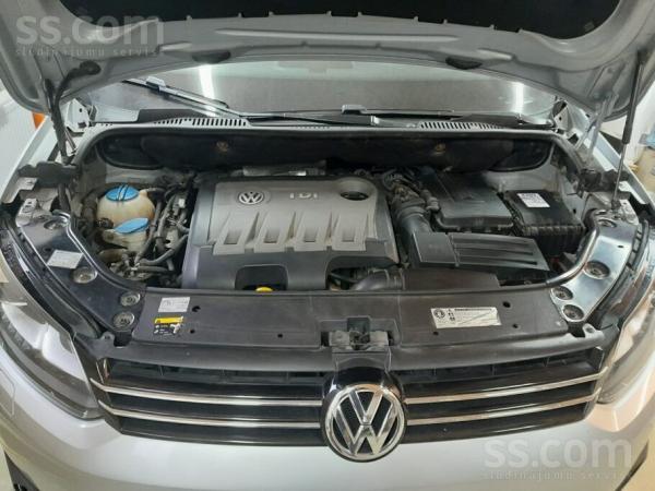 Volkswagen Touran 2015 Madona, ar dzinēja tilpumu 2.00 L un nobraukumu 292 tūkst. km par 5700 €, foto 10 vietnē AUTOMOTO.COM.LV