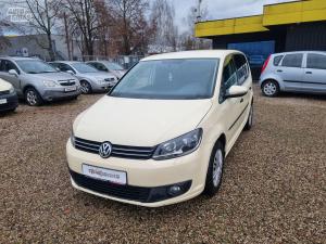 Volkswagen Touran 2016 in Kaunas, with an engine capacity of 2.00 L and mileage of 271 thousand km for 4200 €, photo 4 on AUTOMOTO.COM.LV