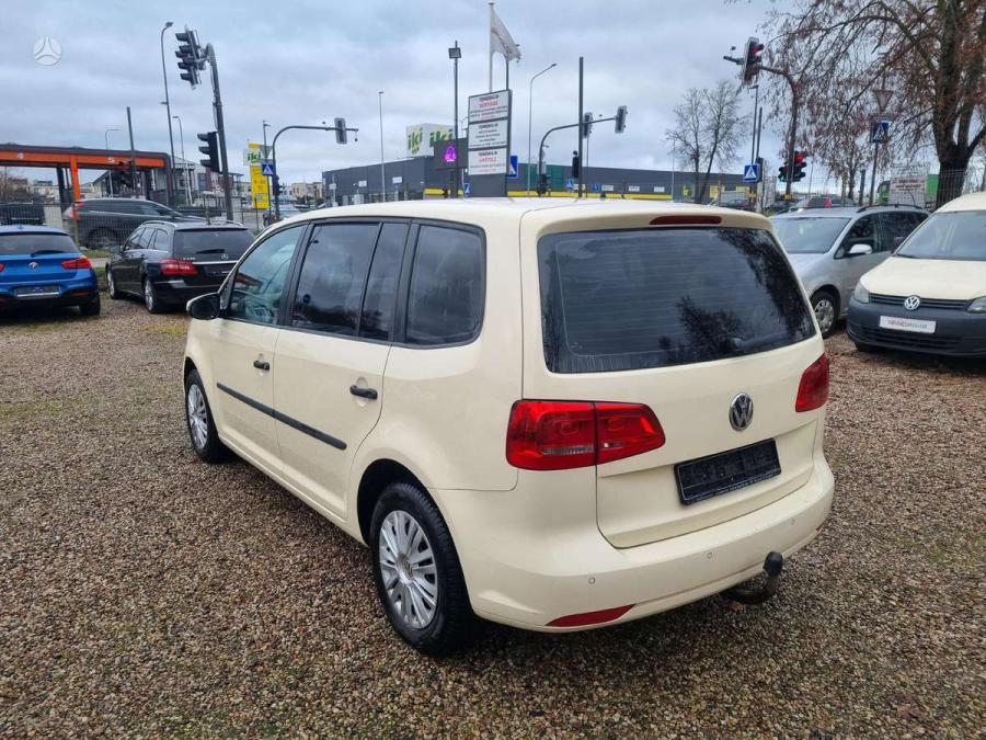 Volkswagen Touran 2016 Kauņa, ar dzinēja tilpumu 2.00 L un nobraukumu 271 tūkst. km par 4200 €, foto 3 vietnē AUTOMOTO.COM.LV