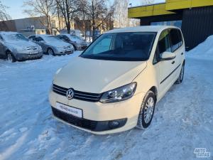 Volkswagen Touran 2016 in Kaunas, with an engine capacity of 2.00 L and mileage of 271 thousand km for 4200 €, photo 4 on AUTOMOTO.COM.LV