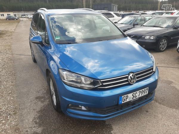 Volkswagen Touran 2016 in Vilnius, with an engine capacity of 2.00 L and mileage of 218 thousand km for 11500 €, photo 8 on AUTOMOTO.COM.LV