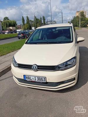 Volkswagen Touran 2016 in Kaunas, with an engine capacity of 2.00 L and mileage of 285 thousand km for 6650 €, photo  on AUTOMOTO.COM.LV