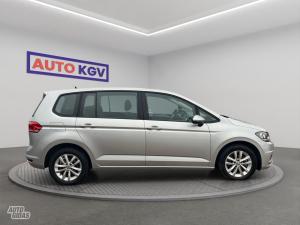 Volkswagen Touran 2017 in Kaunas, with an engine capacity of 1.60 L and mileage of 160 thousand km for 10299 €, photo 6 on AUTOMOTO.COM.LV