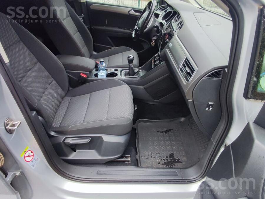 Volkswagen Touran 2017 Aizkraukle, ar dzinēja tilpumu 1.60 L un nobraukumu 241 tūkst. km par 9200 €, foto 10 vietnē AUTOMOTO.COM.LV