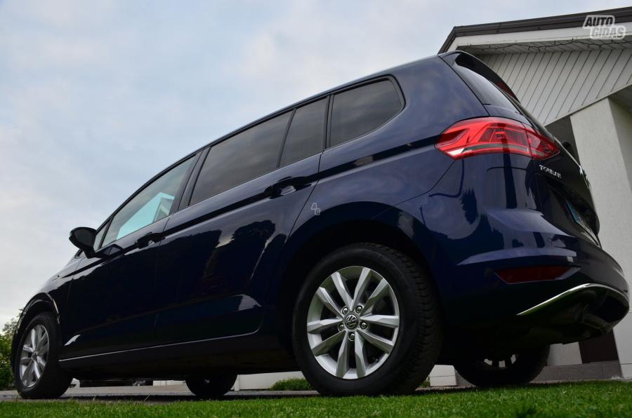 Volkswagen Touran 2017 Kauņa, ar dzinēja tilpumu 2.00 L un nobraukumu 249 tūkst. km par 9650 €, foto 11 vietnē AUTOMOTO.COM.LV