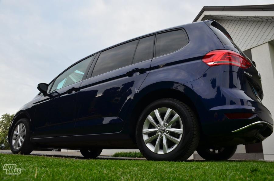Volkswagen Touran 2017 Kauņa, ar dzinēja tilpumu 2.00 L un nobraukumu 249 tūkst. km par 9650 €, foto 23 vietnē AUTOMOTO.COM.LV