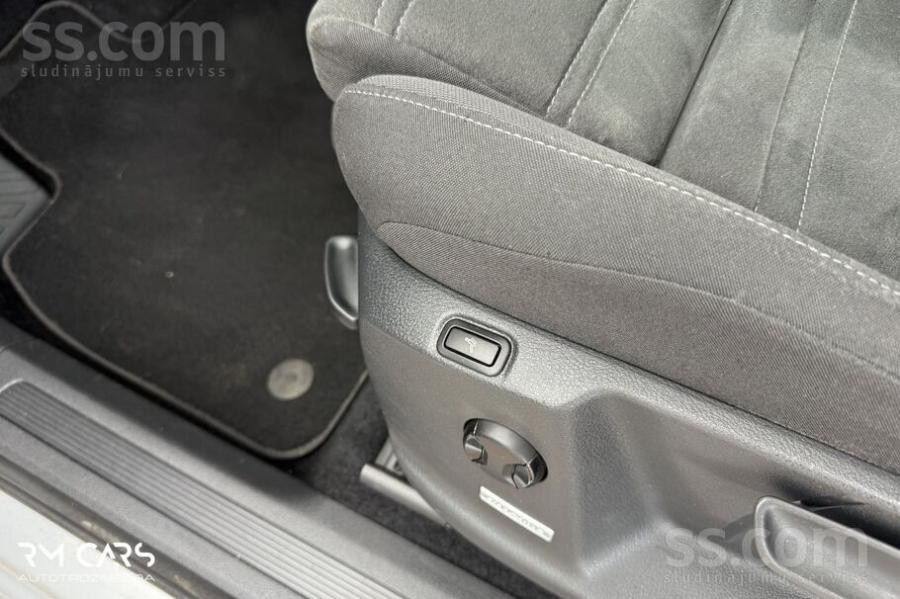 Volkswagen Touran 2017 Jelgava, ar dzinēja tilpumu 1.80 L un nobraukumu 0 tūkst. km par 12900 €, foto 22 vietnē AUTOMOTO.COM.LV