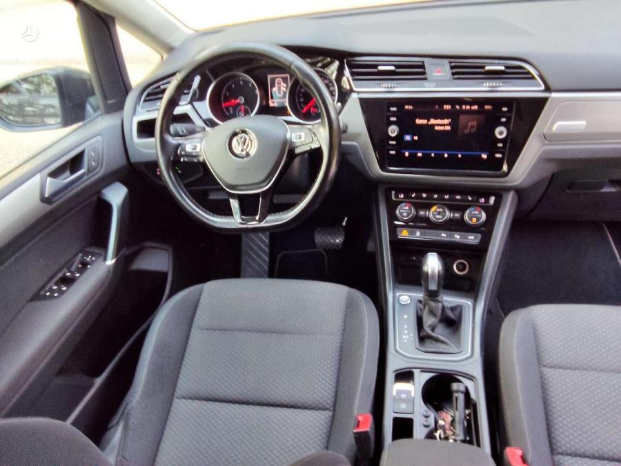 Volkswagen Touran 2019 Viļņa, ar dzinēja tilpumu 1.50 L un nobraukumu 209 tūkst. km par 11190 €, foto 12 vietnē AUTOMOTO.COM.LV
