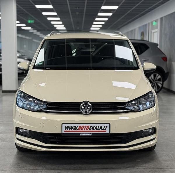 Volkswagen Touran 2020 Klaipėda, ar dzinēja tilpumu 1.97 L un nobraukumu 261 tūkst. km par 12750 €, foto 2 vietnē AUTOMOTO.COM.LV