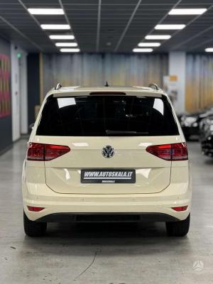 Volkswagen Touran 2020 in Klaipeda, with an engine capacity of 1.97 L and mileage of 313 thousand km for 11200 €, photo 7 on AUTOMOTO.COM.LV