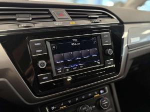 Volkswagen Touran 2020 in Klaipeda, with an engine capacity of 1.97 L and mileage of 313 thousand km for 11200 €, photo 14 on AUTOMOTO.COM.LV