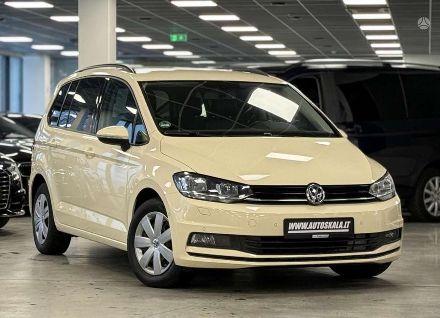 Volkswagen Touran 2020 in Klaipeda, with an engine capacity of 1.97 L and mileage of 313 thousand km for 11200 €, photo 24 on AUTOMOTO.COM.LV