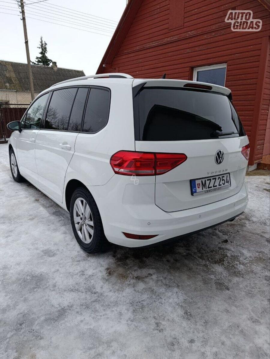 Volkswagen Touran 2022 Vilkaviškis, ar dzinēja tilpumu 2.00 L un nobraukumu 303 tūkst. km par 16300 €, foto 4 vietnē AUTOMOTO.COM.LV