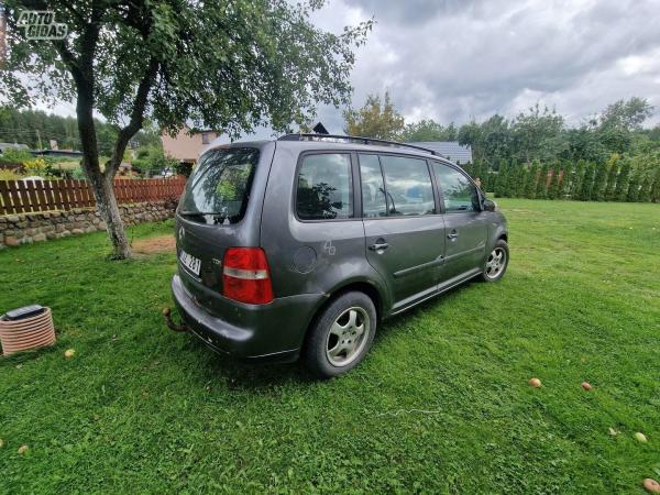 Volkswagen Touran 2026 Anykščiai, ar dzinēja tilpumu 1.90 L un nobraukumu 320 tūkst. km par 460 €, foto 2 vietnē AUTOMOTO.COM.LV