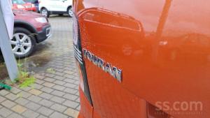 Orange Volkswagen Touran 2007 in Talsi, with an engine capacity of 2.00 L and mileage of 0 thousand km for 5440 €, photo 58 on AUTOMOTO.COM.LV