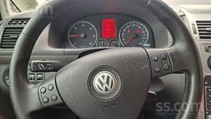 Orange Volkswagen Touran 2007 in Talsi, with an engine capacity of 2.00 L and mileage of 0 thousand km for 5440 €, photo 61 on AUTOMOTO.COM.LV