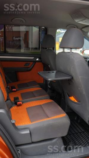 Oranžs Volkswagen Touran 2008 Rīga, ar dzinēja tilpumu 1.40 L un nobraukumu 261 tūkst. km par 4690 €, foto 26 vietnē AUTOMOTO.COM.LV