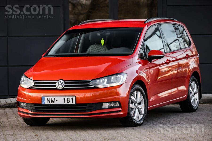 Orange Volkswagen Touran 2016 in Jelgava, with an engine capacity of 1.60 L and mileage of 0 thousand km for 8800 €, photo 4 on AUTOMOTO.COM.LV