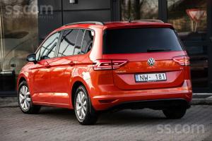 Orange Volkswagen Touran 2016 in Jelgava, with an engine capacity of 1.60 L and mileage of 0 thousand km for 8800 €, photo 10 on AUTOMOTO.COM.LV
