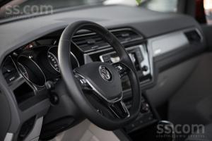 Orange Volkswagen Touran 2016 in Jelgava, with an engine capacity of 1.60 L and mileage of 0 thousand km for 8800 €, photo 28 on AUTOMOTO.COM.LV
