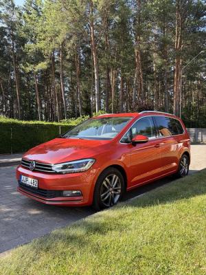 Oranžs Volkswagen Touran 2016 Viļņa, ar dzinēja tilpumu 1.97 L un nobraukumu 225 tūkst. km par 14500 €, foto 3 vietnē AUTOMOTO.COM.LV