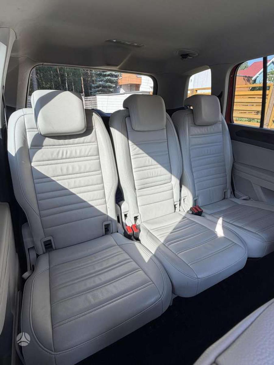 Oranžs Volkswagen Touran 2016 Viļņa, ar dzinēja tilpumu 1.97 L un nobraukumu 225 tūkst. km par 14500 €, foto 10 vietnē AUTOMOTO.COM.LV