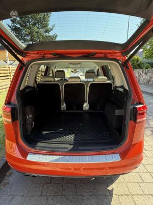 Oranžs Volkswagen Touran 2016 Viļņa, ar dzinēja tilpumu 1.97 L un nobraukumu 225 tūkst. km par 14500 €, foto 12 vietnē AUTOMOTO.COM.LV
