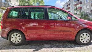 Красный Фольксваген Туран 2003 в Даугавпилс, объемом двигателя 1.90 л и пробегом 283 тыс. км за 2350 €, фото 8 на AUTOMOTO.COM.LV