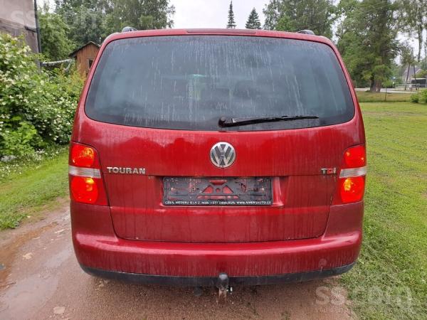 Sarkans Volkswagen Touran 2003 Alūksne, ar dzinēja tilpumu 1.90 L un nobraukumu 451 tūkst. km par 705 €, foto 8 vietnē AUTOMOTO.COM.LV