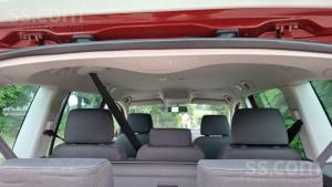 Red Volkswagen Touran 2003 in Daugavpils, with an engine capacity of 1.90 L and mileage of 282 thousand km for 1990 €, photo 24 on AUTOMOTO.COM.LV