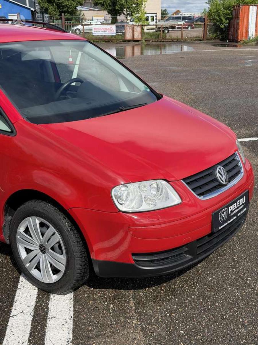 Red Volkswagen Touran 2005 in Kedainiai, with an engine capacity of 1.90 L and mileage of 192 thousand km for 2800 €, photo 11 on AUTOMOTO.COM.LV