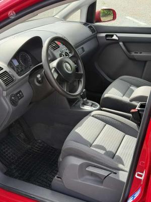 Red Volkswagen Touran 2005 in Kedainiai, with an engine capacity of 1.90 L and mileage of 192 thousand km for 2800 €, photo 16 on AUTOMOTO.COM.LV
