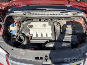 Sarkans Volkswagen Touran 2007 Rīga, ar dzinēja tilpumu 1.90 L un nobraukumu 28 tūkst. km par 2500 €, foto 9 vietnē AUTOMOTO.COM.LV