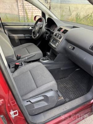 Red Volkswagen Touran 2007 in Riga, with an engine capacity of 1.90 L and mileage of 0 thousand km for 900 €, photo 13 on AUTOMOTO.COM.LV