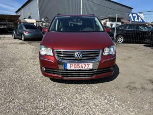 Red Volkswagen Touran 2007 in Kaunas, with an engine capacity of 1.39 L and mileage of 196 thousand km for 3300 €, photo 4 on AUTOMOTO.COM.LV